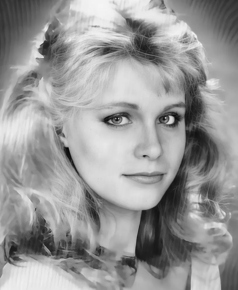 Girl In The Picture - Jurno.id